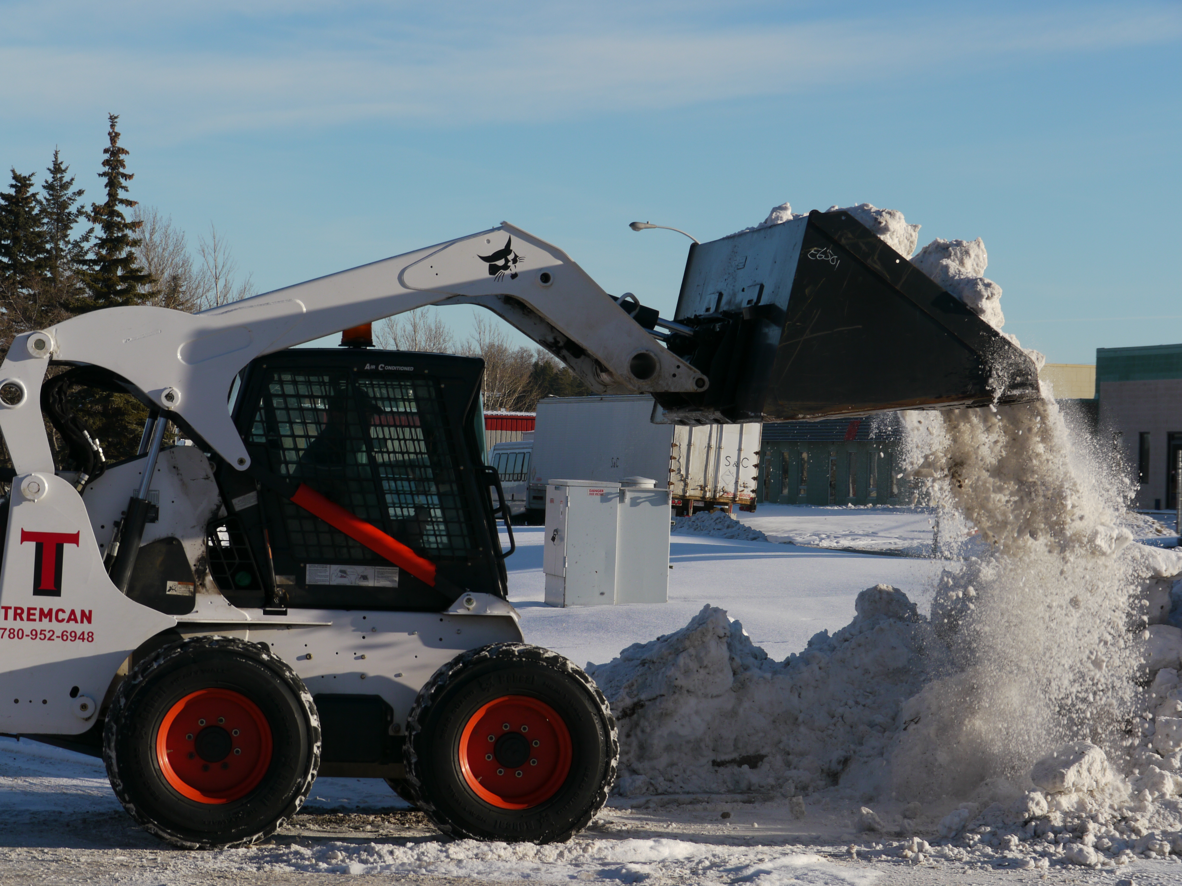TREMCAN Snow Removal - Landscaping - Trucking : Website by RAMP InterActive